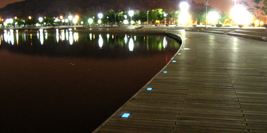 Solar Bricks - Solar Powered Hazard Lights.